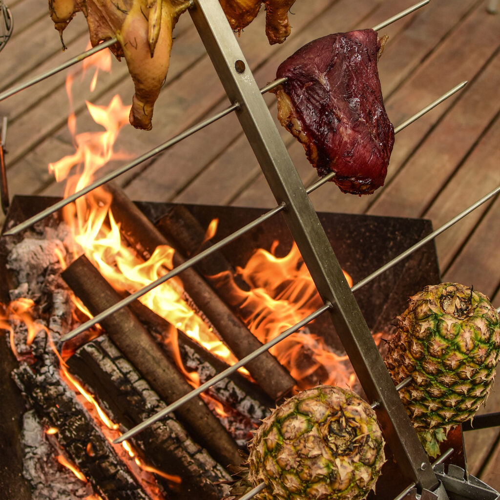 Asador en Cruz Mediano Volcano – Volcano Asadores